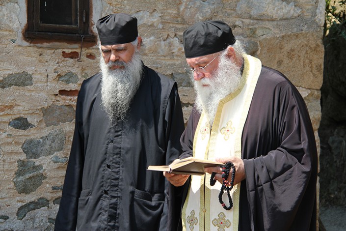 Ο Γέροντας μας π. Νεκτάριος Μουλατσιώτης